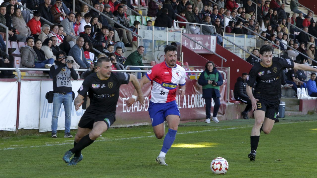 José Luis Lemos apela a una reacción inmediata del Arousa