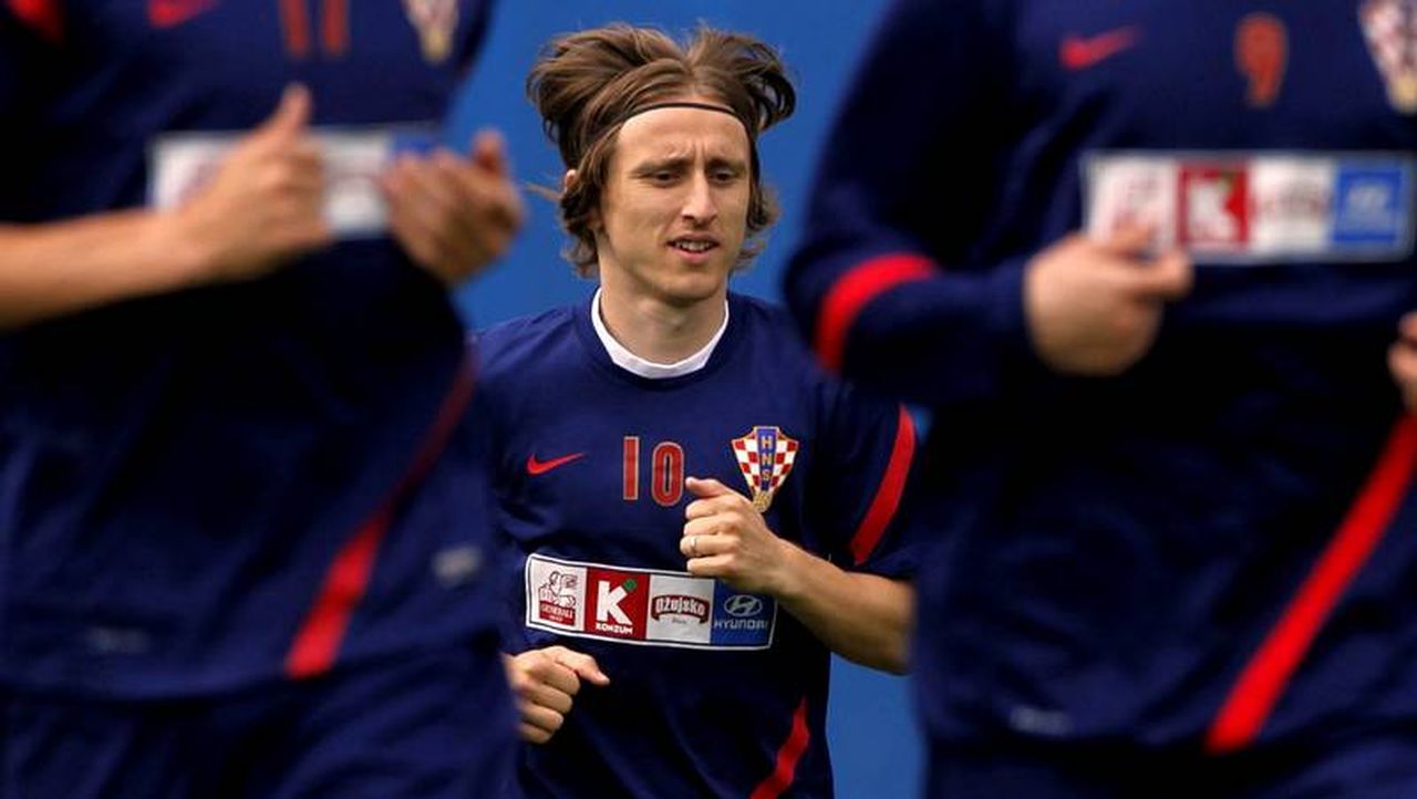 Modric, en el espejo de Iniesta y Xavi
