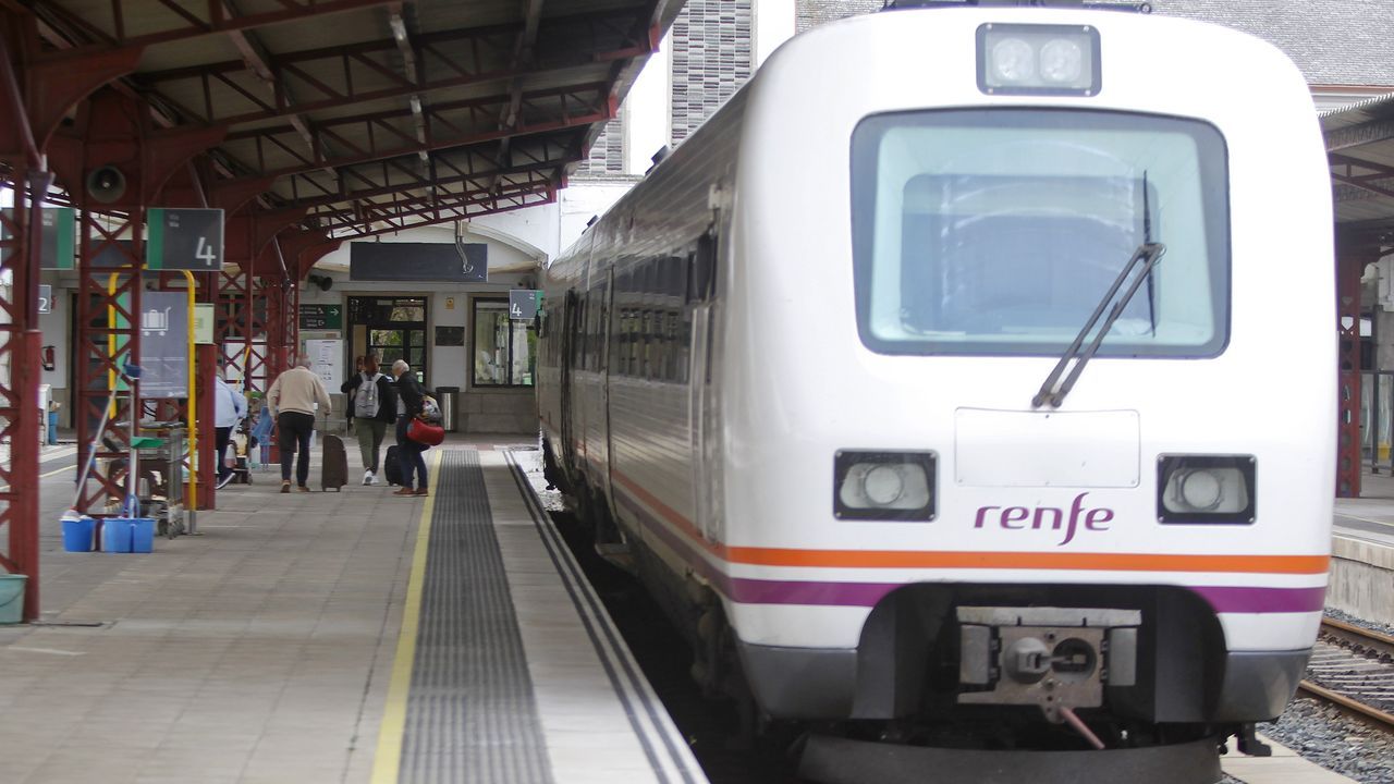 Renfe vende más de un millón de billetes en el primer mes del Verano ...