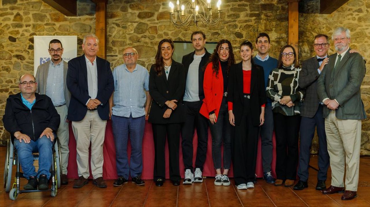 Celebran el Día do Biólogo en un encuentro en Teo donde se premió a ...