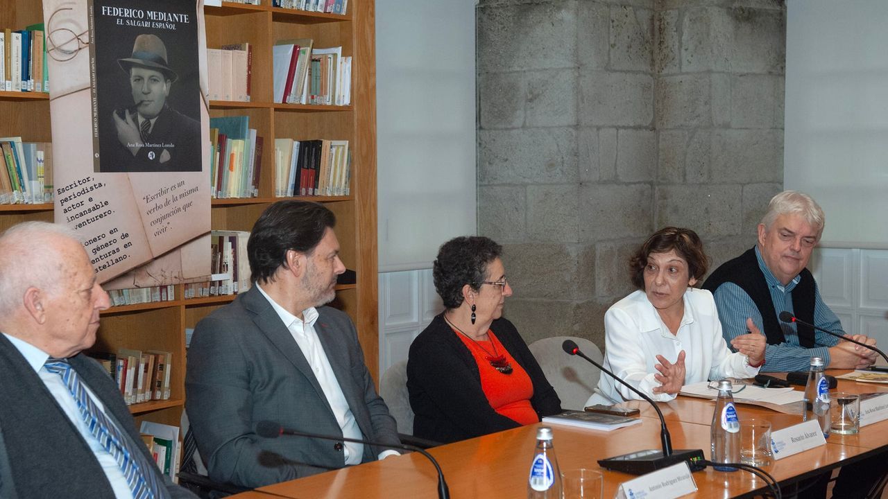 La escritora argentina Ana Martínez Loredo presenta dos novelas de ...