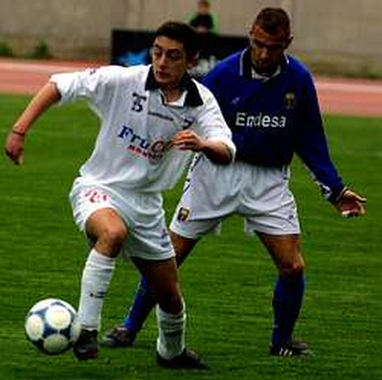 El ariete monfortino Charlie ficha por el Club Lemos por una temporada