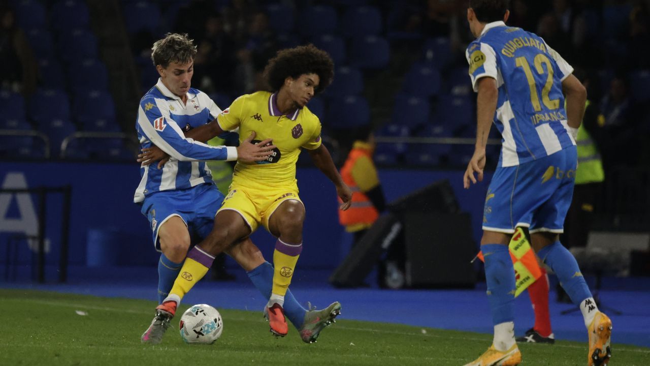 Dani Barcia - Arnau Comas: el doble castigo de recibir una amarilla en ...