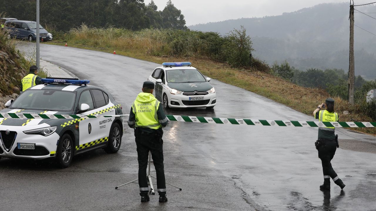 La Guardia Civil sorprende a un vecino de Cervo con garrafas hurtando ...