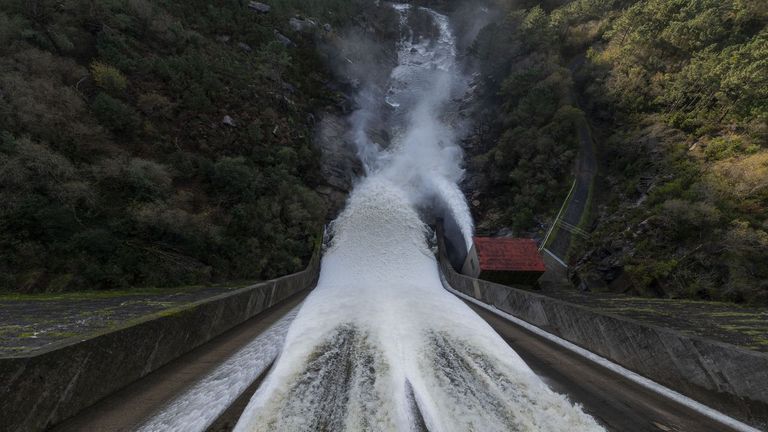 Pruebas de las sirenas de aviso en varios embalses de la Costa da Morte