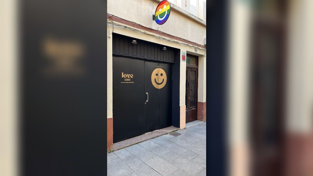 Abre Love Lugo, el único bar LGTB+ de la ciudad: cenas con show de drags o monólogos