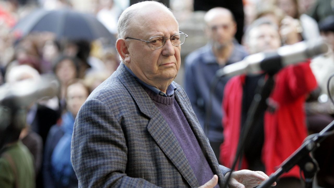 1981: Homenaje de la Coral de Ruada a Manuel de Dios