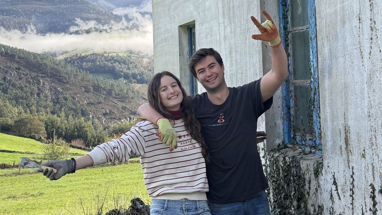 Gabi y Tomás, la pareja de veinteañeros que transforman en hogar una ...
