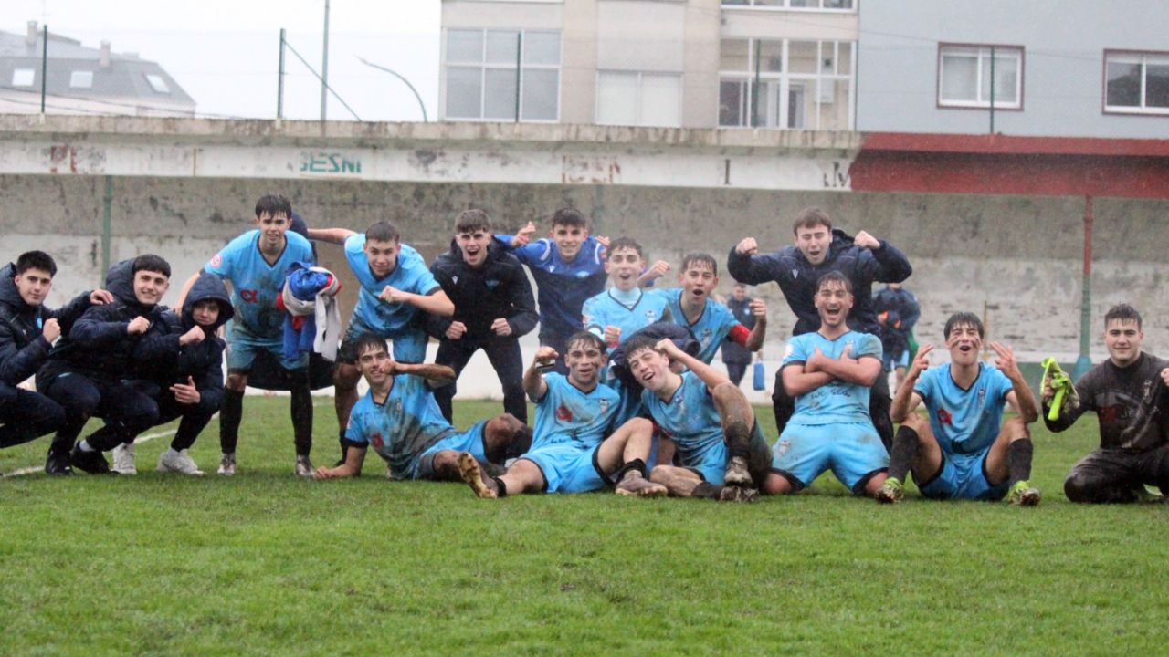 El Boiro juvenil gana al Racing Vilalbés para seguir líder (1-2)