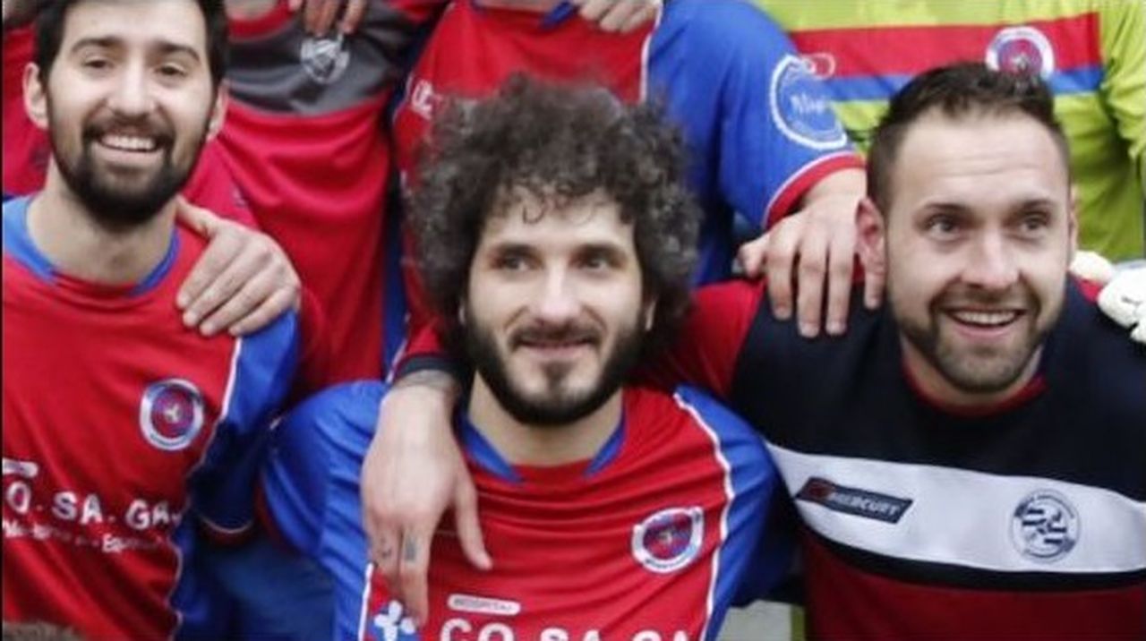 Muere a los 46 años Xurxo Bouzo, exjugador del CD Ourense y la UD Ourense
