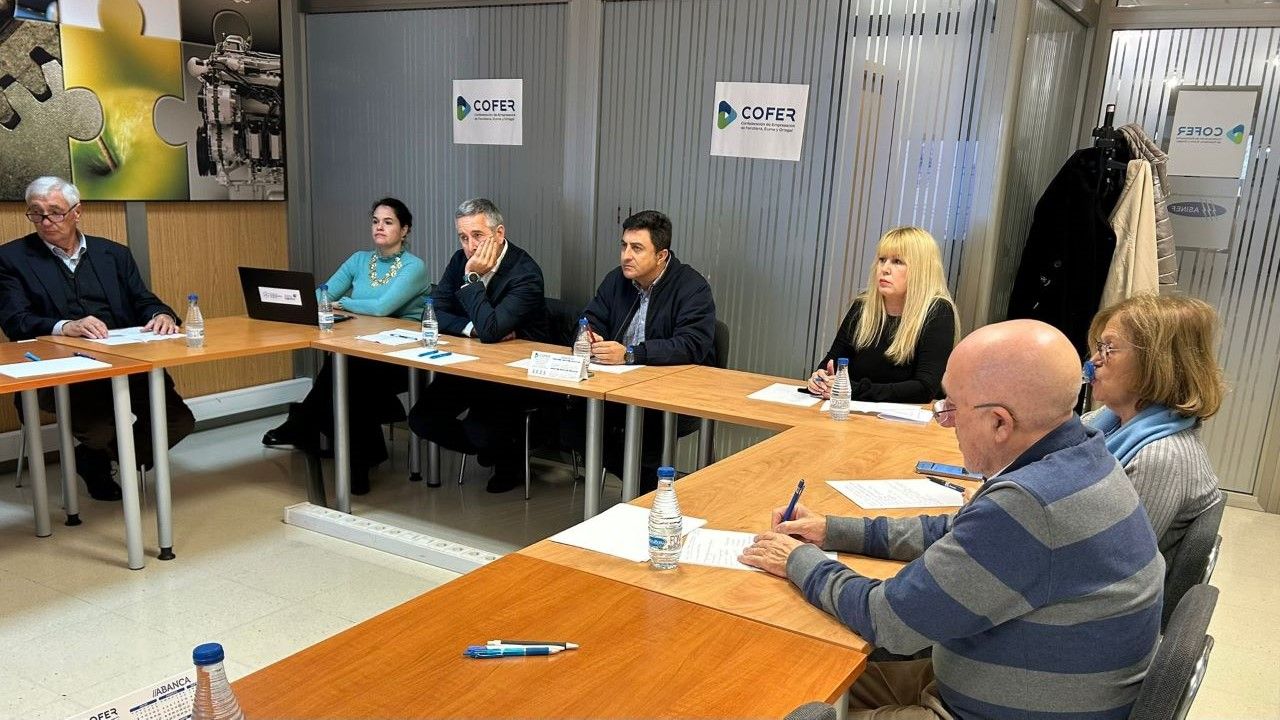 Un informe de Cofer constata la falta de competitividad del tren en la ...