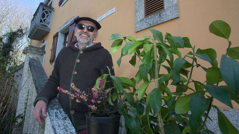 Regreso al campo: gente de fuera que repuebla aldeas abandonadas en Lugo