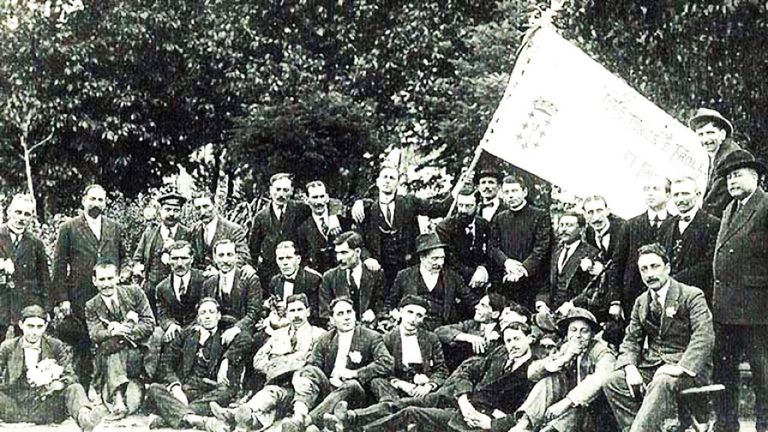 Rey Soto, cineasta, cura e seductor: «Un gran e atractivo 'influencer'»