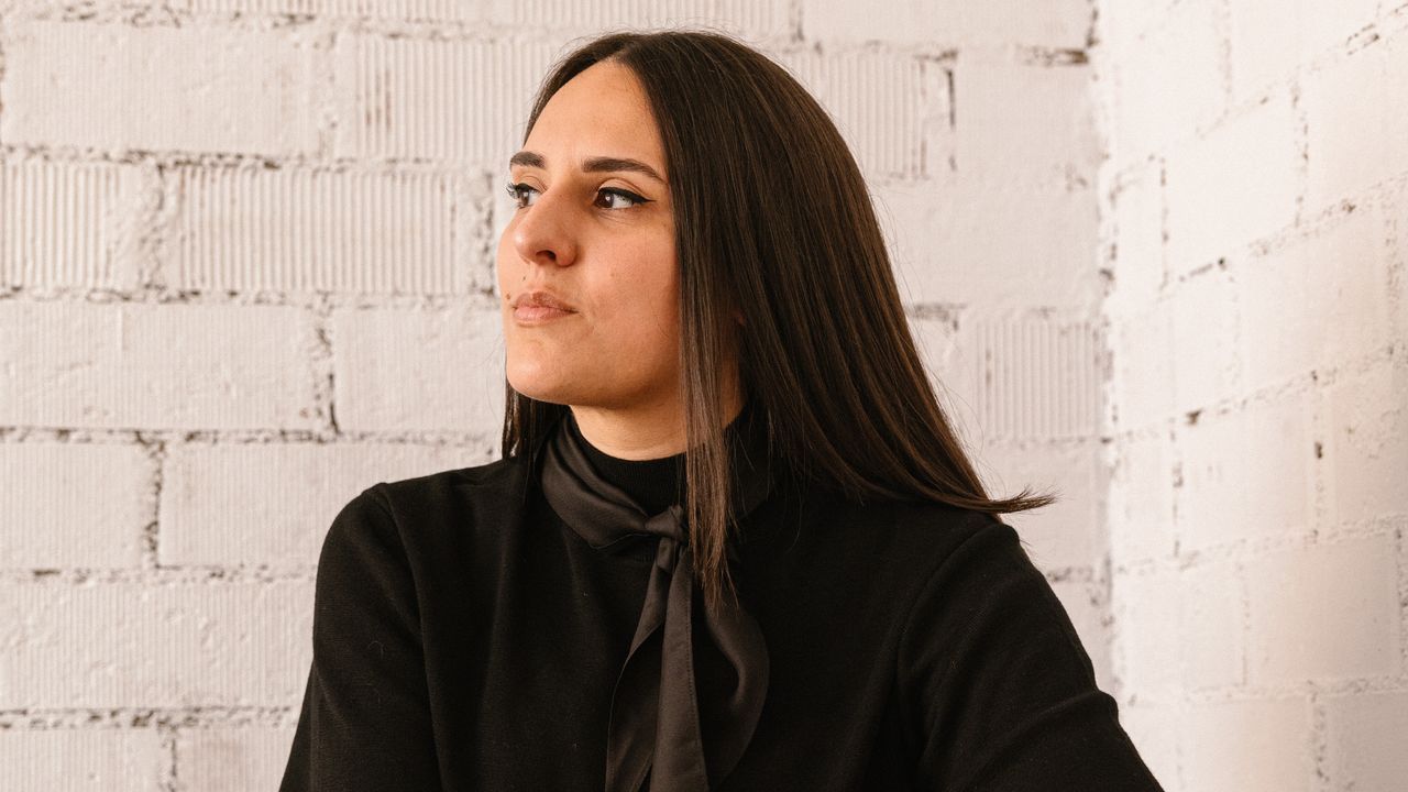 Lucía Solla Sobral: «Todas conocemos mujeres víctimas, ¿nadie a un ...