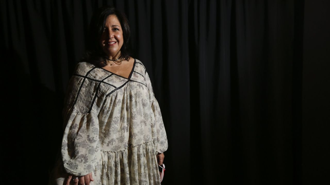 Raquel Capote llena de sones cubanos la noche compostelana