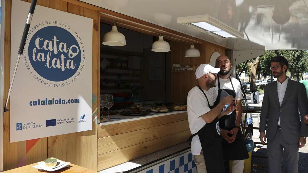 Anfaco vuelve a dar la lata a los universitarios por los campus de Galicia