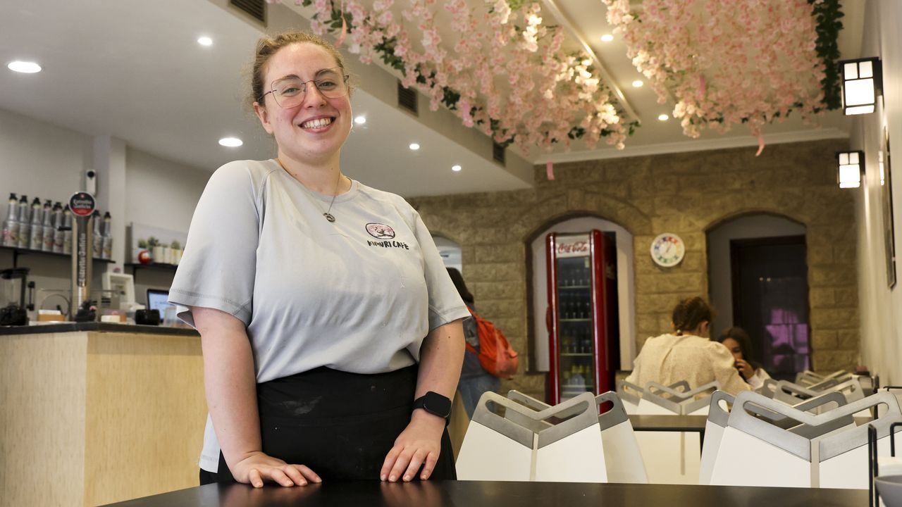 Abre en Ferrol la primera cafetería japonesa, Kimuri Café: «Crecí ...