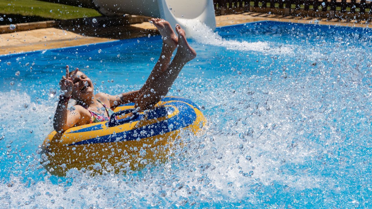 Escolares de Lugo y Ferrol dieron el pistoletazo de salida al Aquapark ...