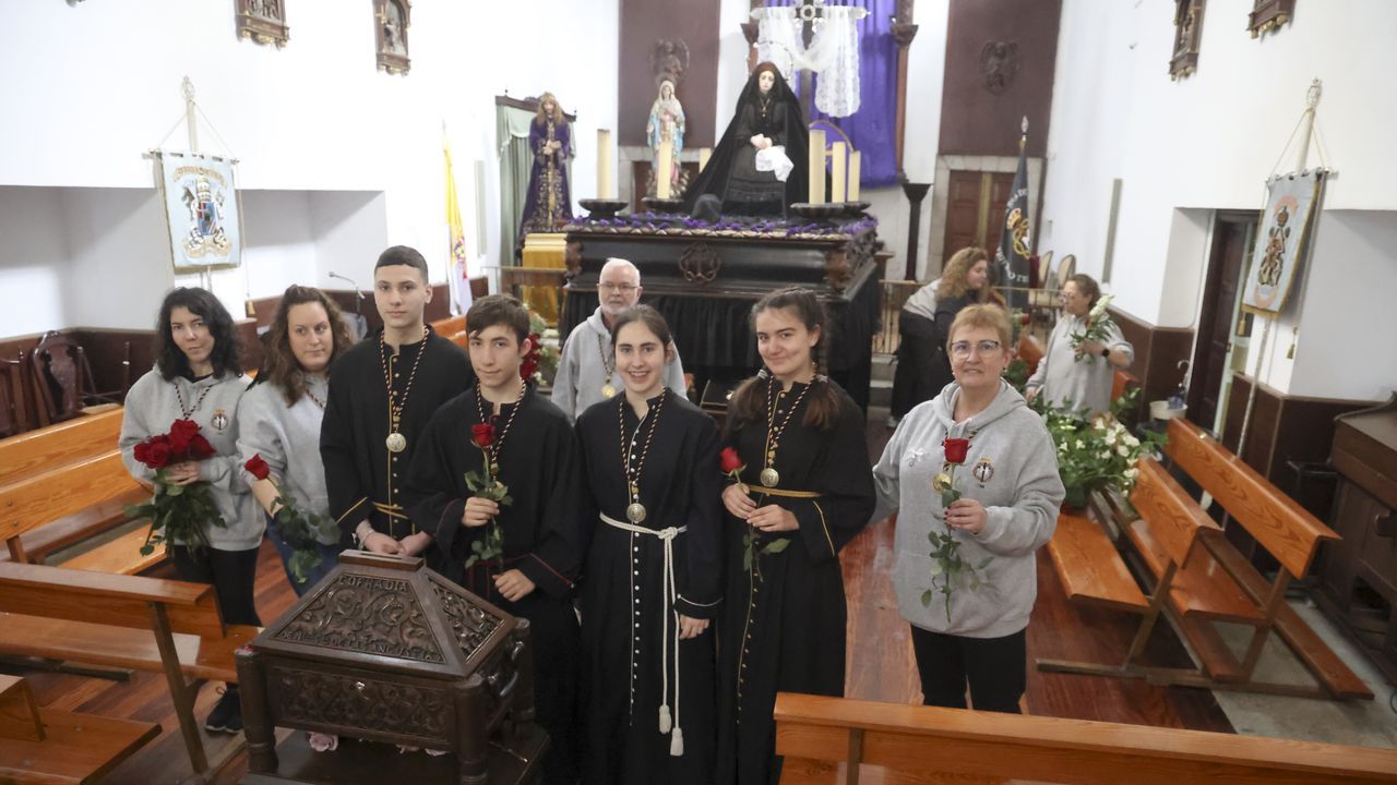 La gran Semana Santa de Ferrol mantiene la fe pese a la lluvia ...
