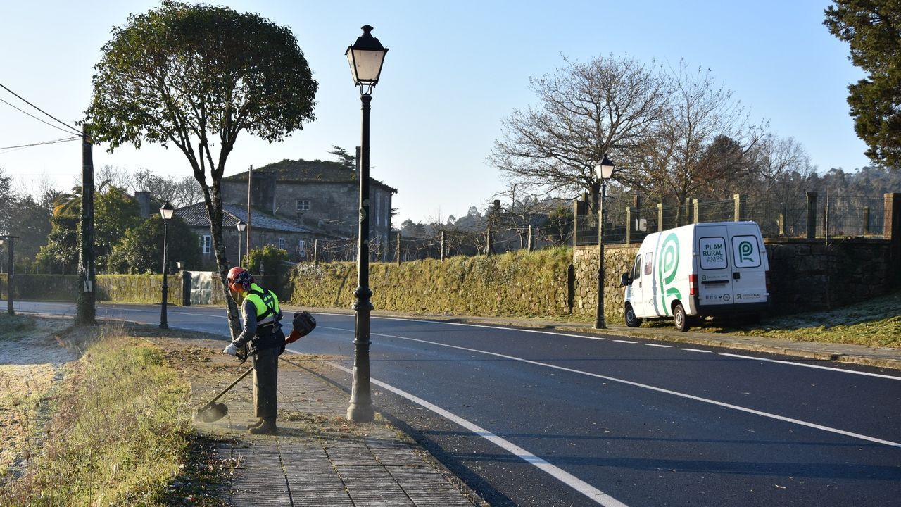 Ames recupera el programa de desbroce y mantenimiento para sus 107 núcleos rurales