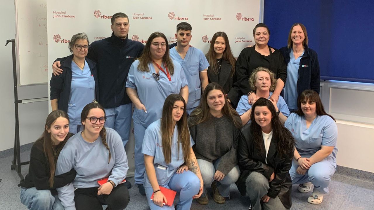 El Hospital Juan Cardona convierte en indefinidos 14 contratos eventuales