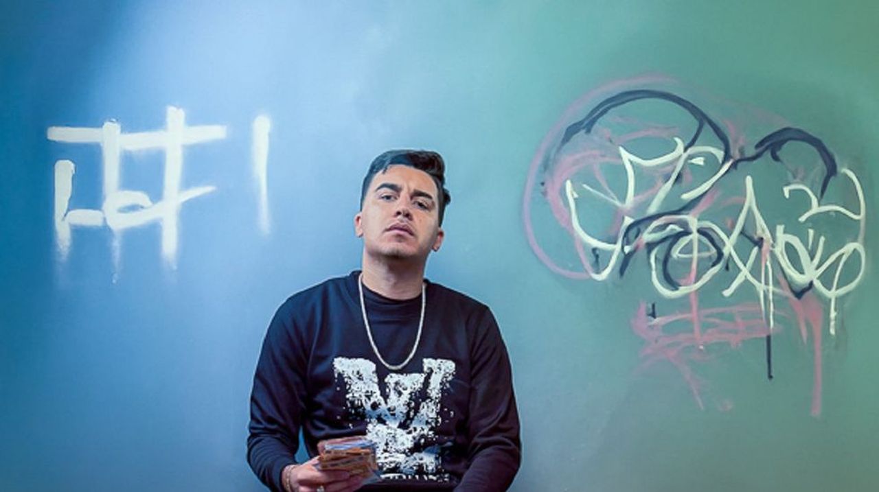 El «atraco» del compostelano Stakas para abrir nueva etapa musical