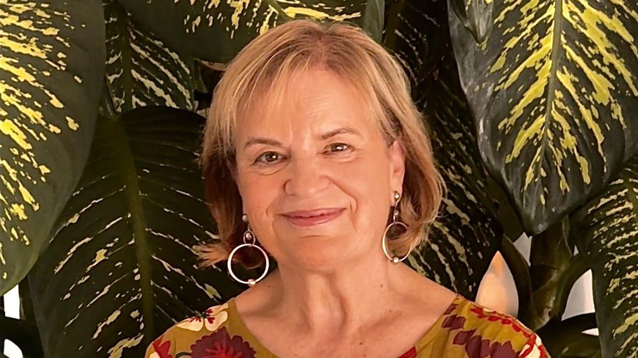 El OUFF premia la trayectoria de la actriz gallega que puso voz a Meryl ...