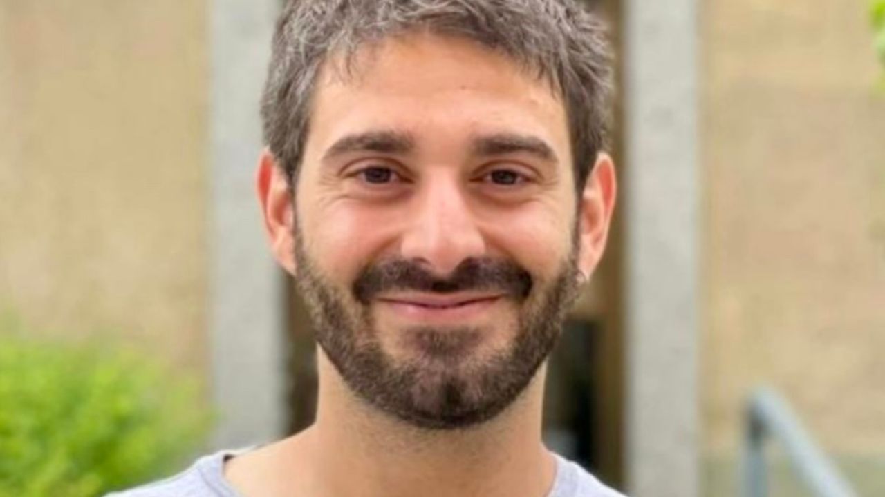 Pablo Rodríguez, escritor: «A mí la poesía me cambia la vida y la dota ...