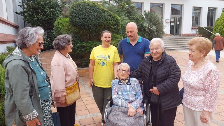 Genoveva Rodríguez, abuela de Galicia con 111 años, también vota en las ...