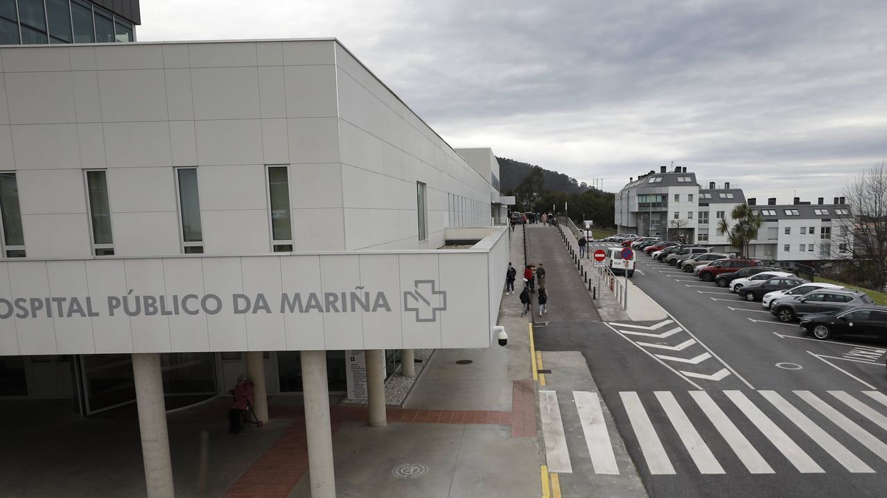 Herida y evacuada al hospital una joven tras ser atropellada en un paso ...
