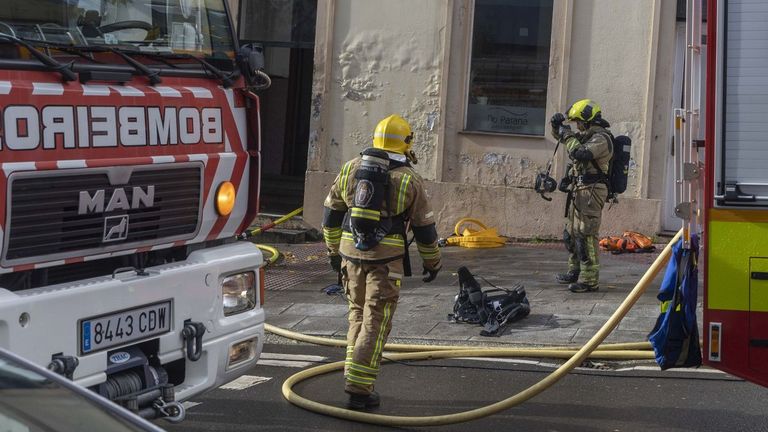 Sanmartín defiende la subida del 20 % para las extras de policías y ...