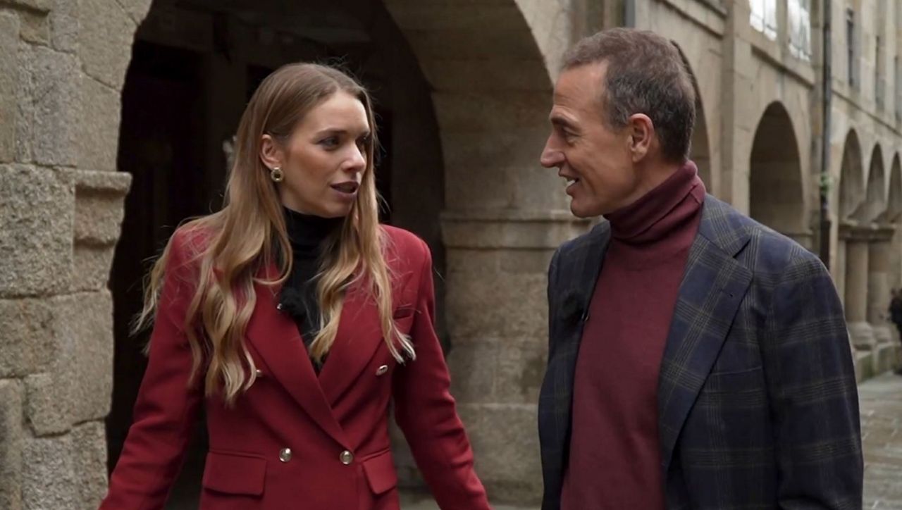 Alessandro Lequio descubre junto a María Mera los secretos de Santiago ...