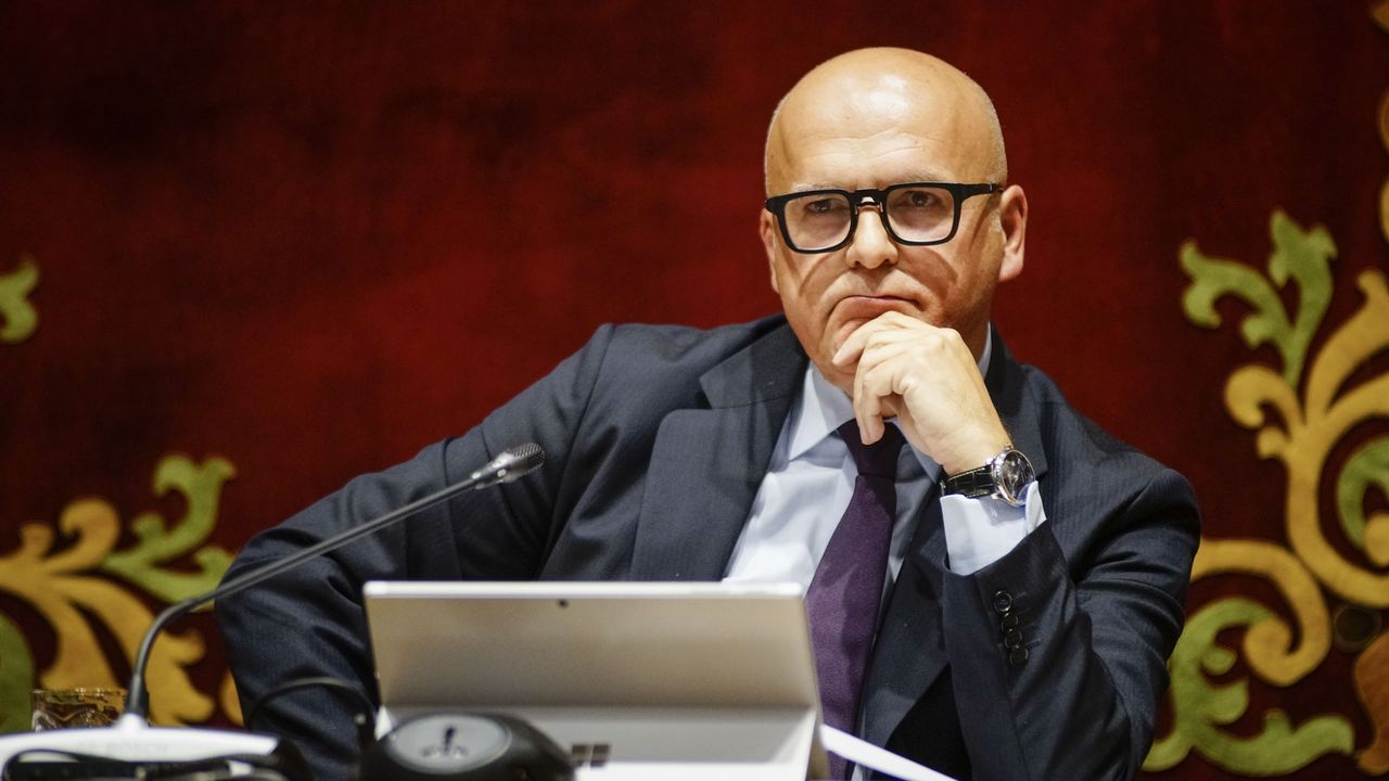 Baltar completa su retirada de la primera línea política y renuncia a ...