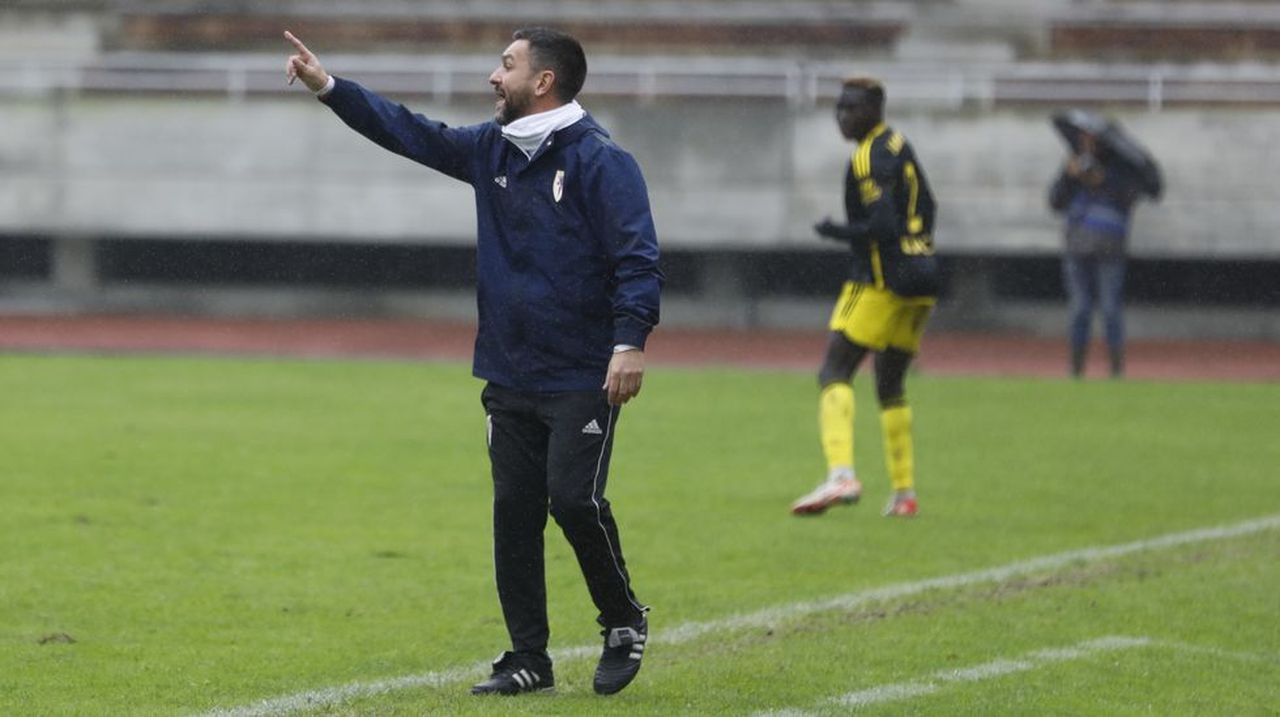 Míchel Alonso, entrenador del Compos: «Fue el encuentro en el que nos ...