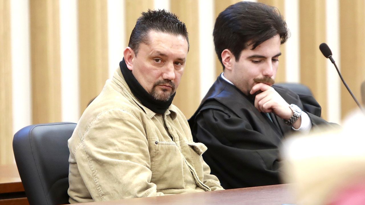 El jurado declara culpable de asesinato al acusado del crimen de Chapela, pero el fiscal rebaja ...