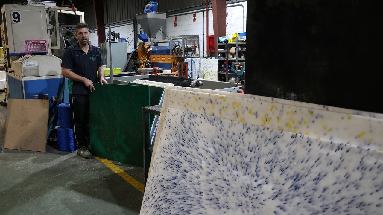 Ecoplas Barbanza se alía con la UDC para innovar en plástico