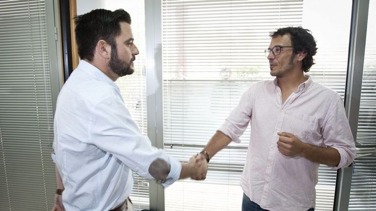 El PSOE votará a favor de la investidura de Kichi como alcalde de Cádiz