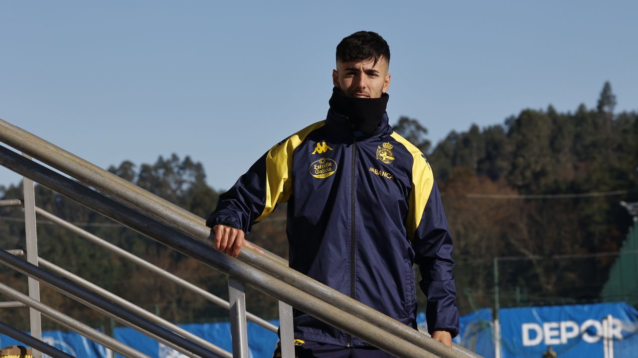 Álex Alfaro, nuevo fichaje del Fabril: «Llegué a las 7 de la mañana ...