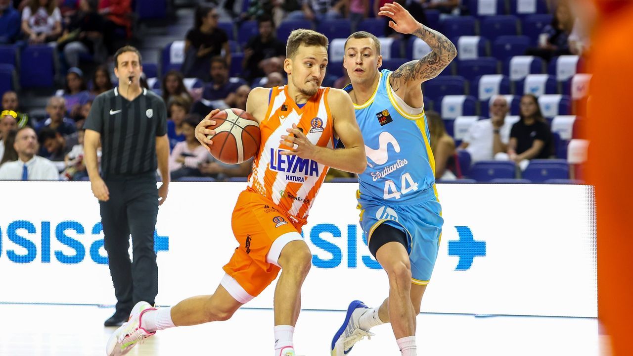 El Obradoiro espera al letón Toms Leimanis