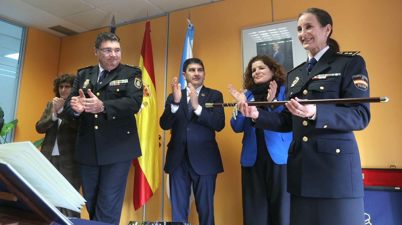 Nuria Palacios toma el mando como primera comisaria de la historia de ...