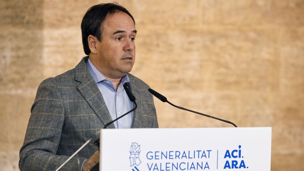 Pérez Llorca mantiene a ocho consejeros de Mazón en el nuevo Gobierno ...