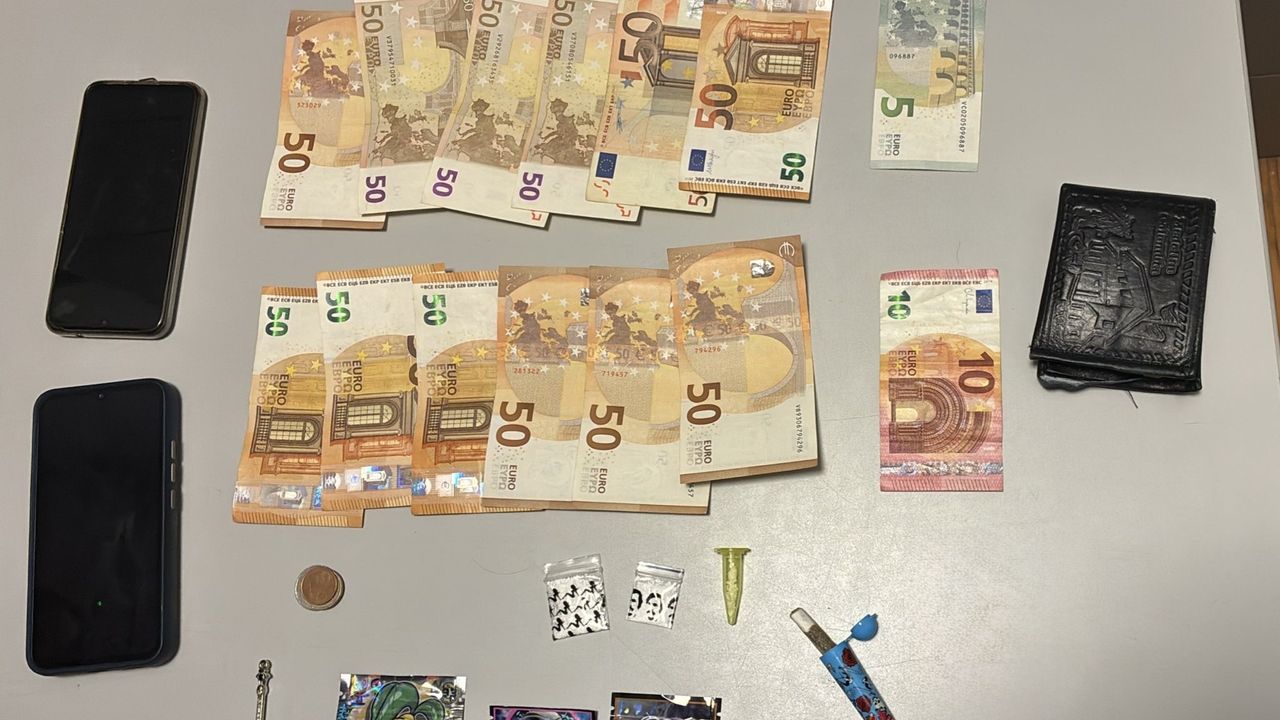 Detienen a cinco supuestos vendedores de papelinas en tres días en Vigo