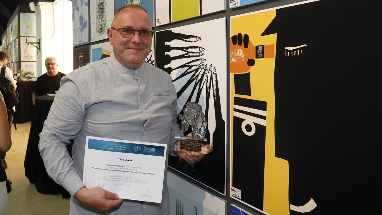El artista polaco Dominik Jakubowski gana el Mantecón de cartelismo