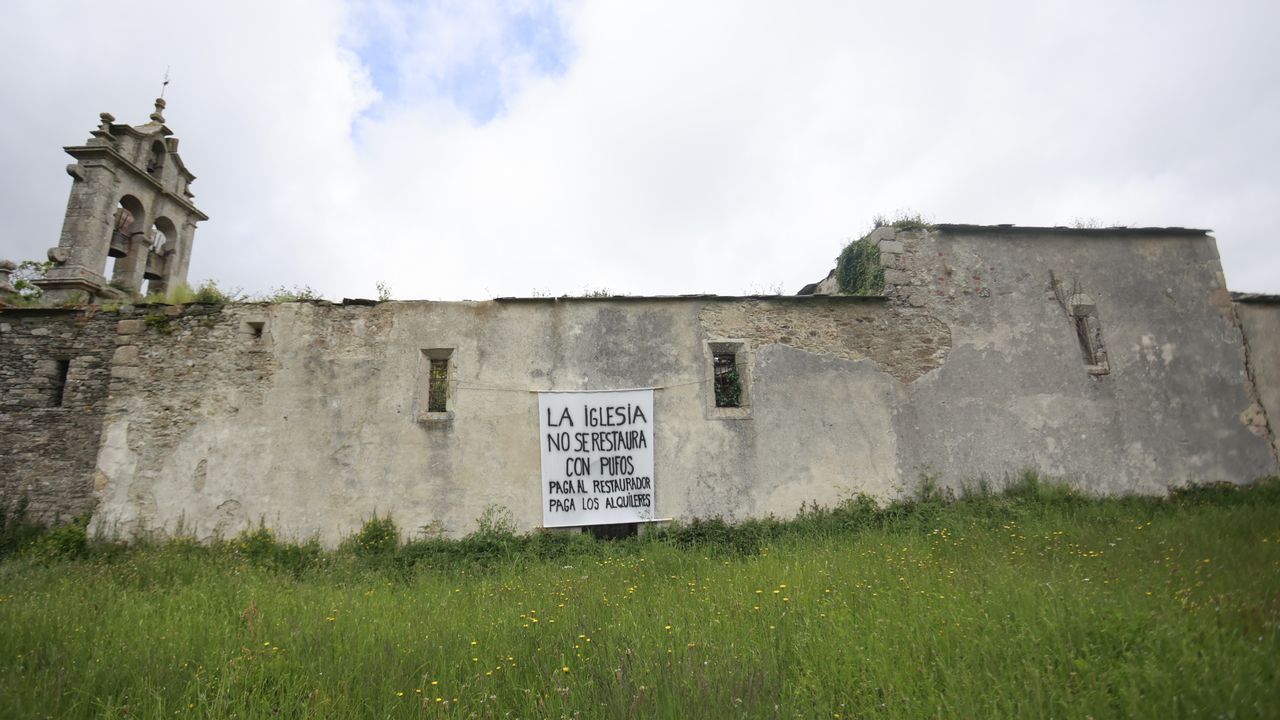 ¿Dónde está el retablo de esta iglesia de Pol?