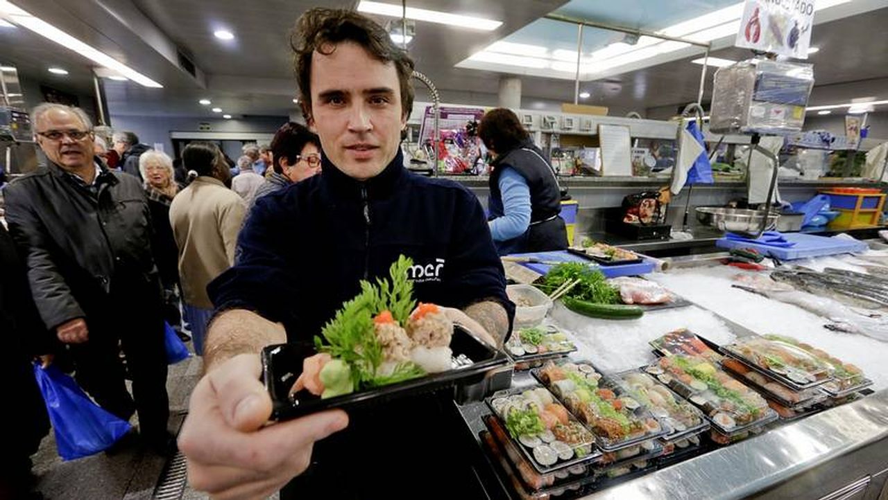 Sushi de centolla y carne de potro en la plaza de Lugo