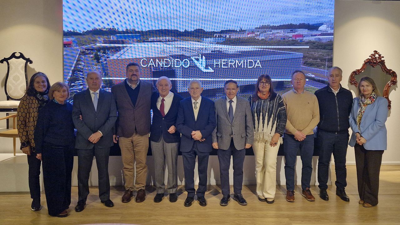 Cándido Hermida abre sus puertas a empresarios de Ferrol y A Coruña