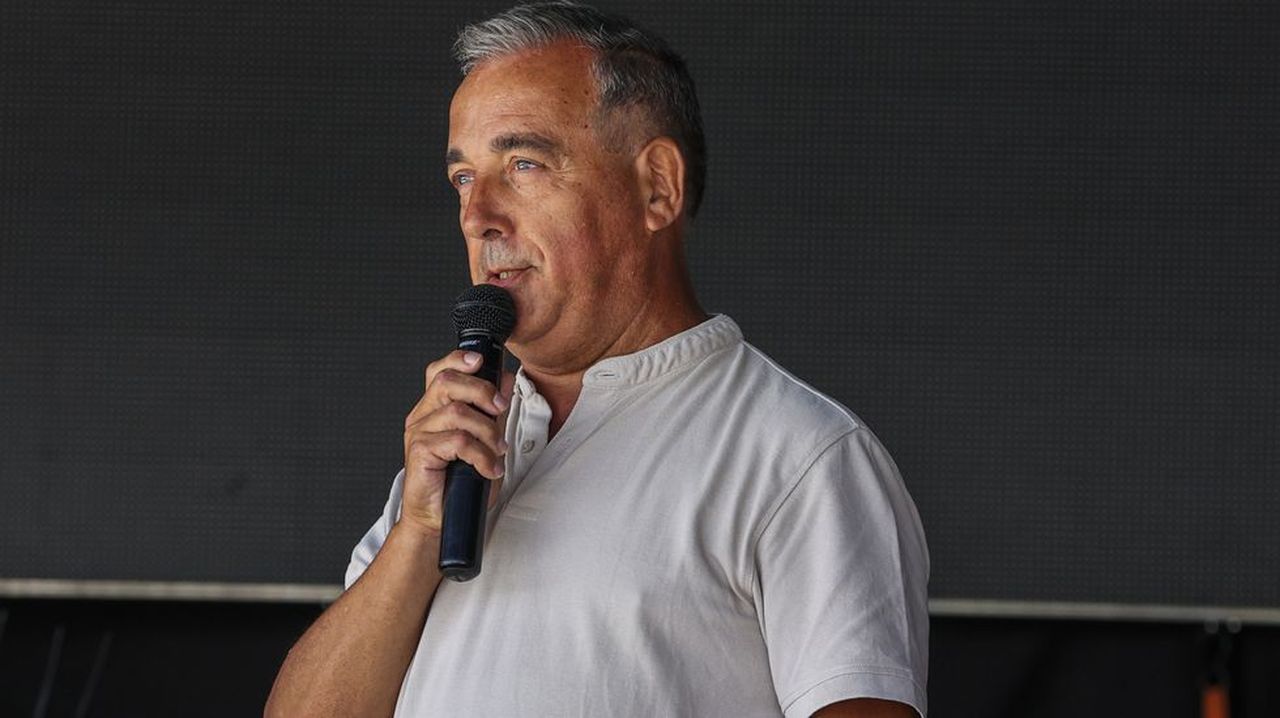 Ramón Lema llama a «loitar por Baio» en el pregón de San Cristovo