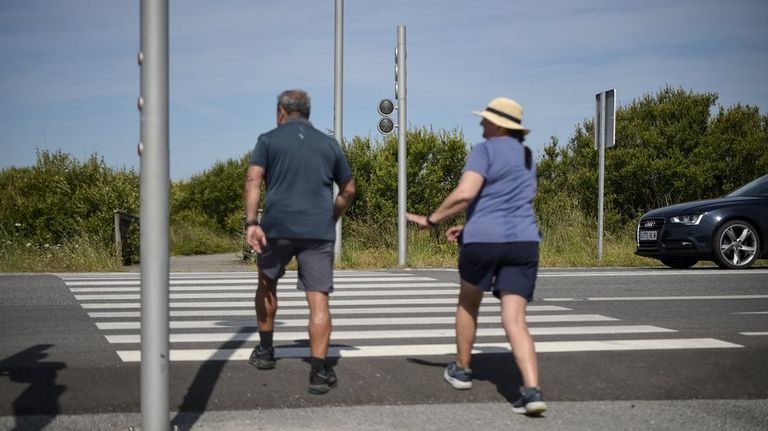 El semáforo de A Lanzada en verano: «necesidad para Sanxenxo y ...