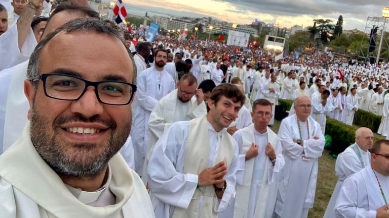Los gallegos que «alzaron la mirada» a Juan Pablo II, Benedicto XVI y ...