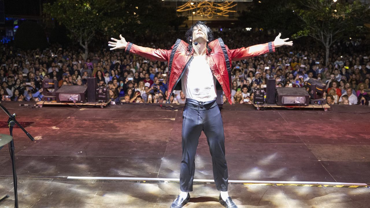 Michael Legend rindió tributo a una Xunqueira para recordar